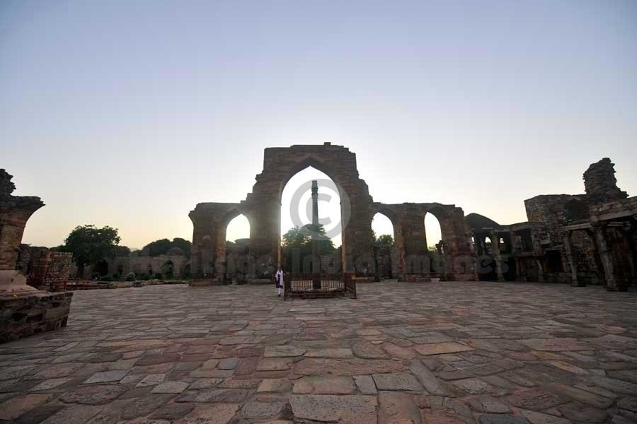 Photos of Qutb Complex 32517 | Images of Qutb Complex 32517 | Qutb ...