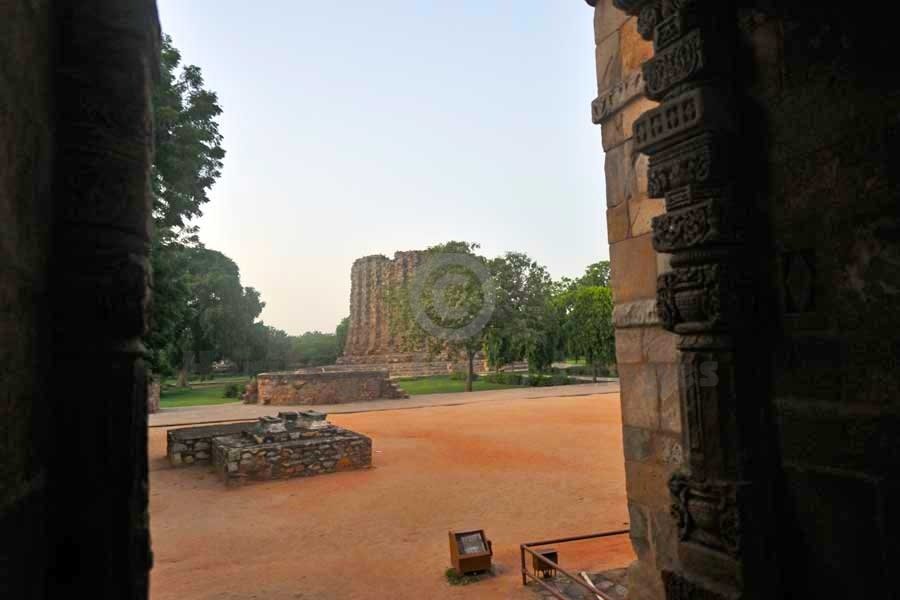 Photos of Qutb Complex 32528 | Images of Qutb Complex 32528 | Qutb ...